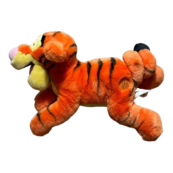 Disney | Toys | Authentic Disney Store Original Tigger Winnie Pooh ...